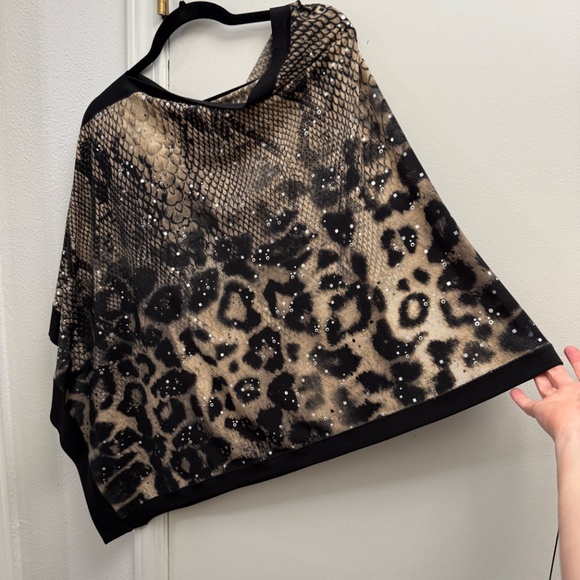 eva varro | Tops | Eva Varro Top Wm Xl | Poshmark